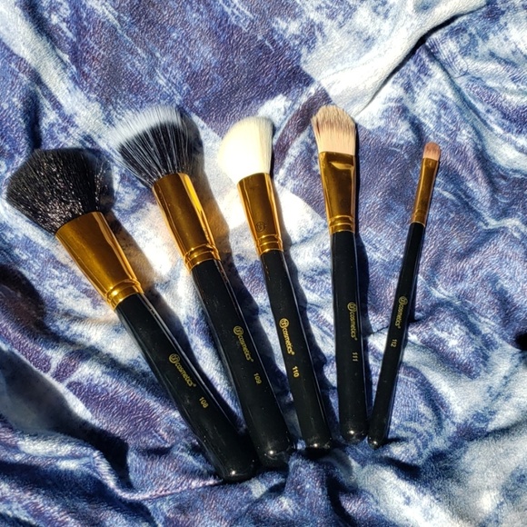 BH Cosmetics | Makeup | Bh Cosmetics 5 Piece Makeup Brush Set | Poshmark